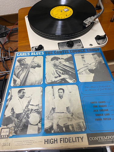 perkinsの遺作を聴く: 青い手帳