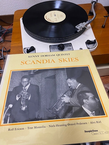 perkinsの遺作を聴く: 青い手帳